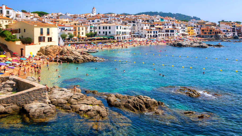 Alle ins & outs over Calella in Spanje - Club Villamar